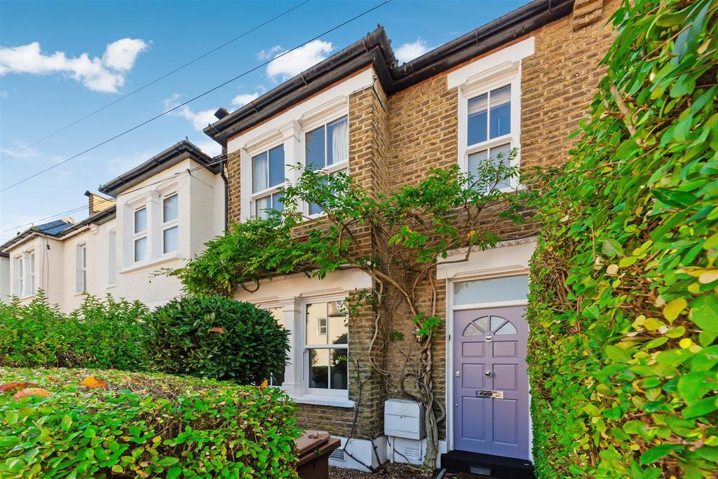 Edith Road, Wimbledon SW19 3 bed house - £950,000