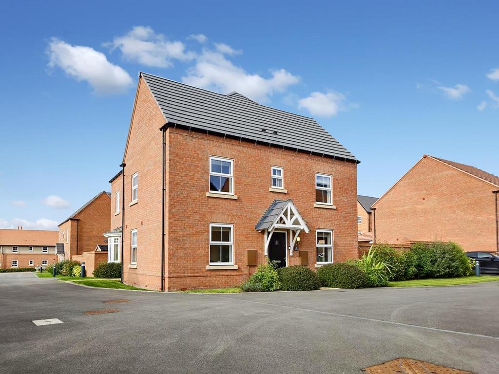 Percival Way, Hugglescote LE67 3 bed semi-detached house - £289,950