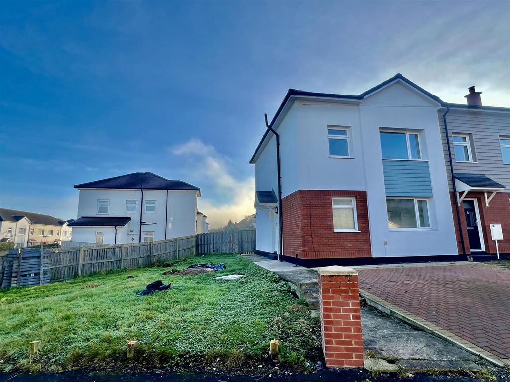 York Hill Crescent, Spennymoor 3 bed semi-detached house for sale - £ ...