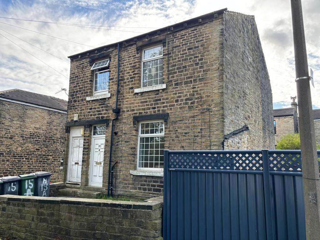 15/ 15a Baker Street, Oakes, West... 3 bed detached house - £160,000
