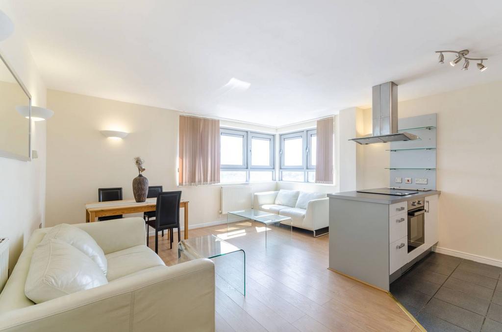 Throwley Way, Sutton, SM1 2 bed flat - £1,800 pcm (£415 pw)