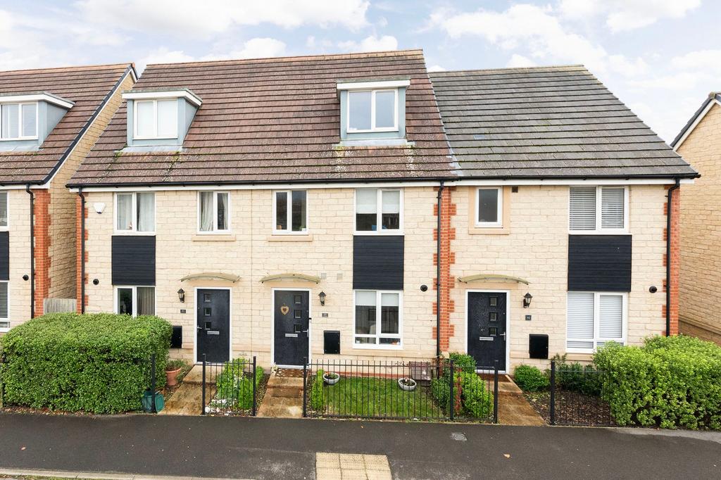 Cherry Tree Road, Didcot OX11 3 bed townhouse - £395,000