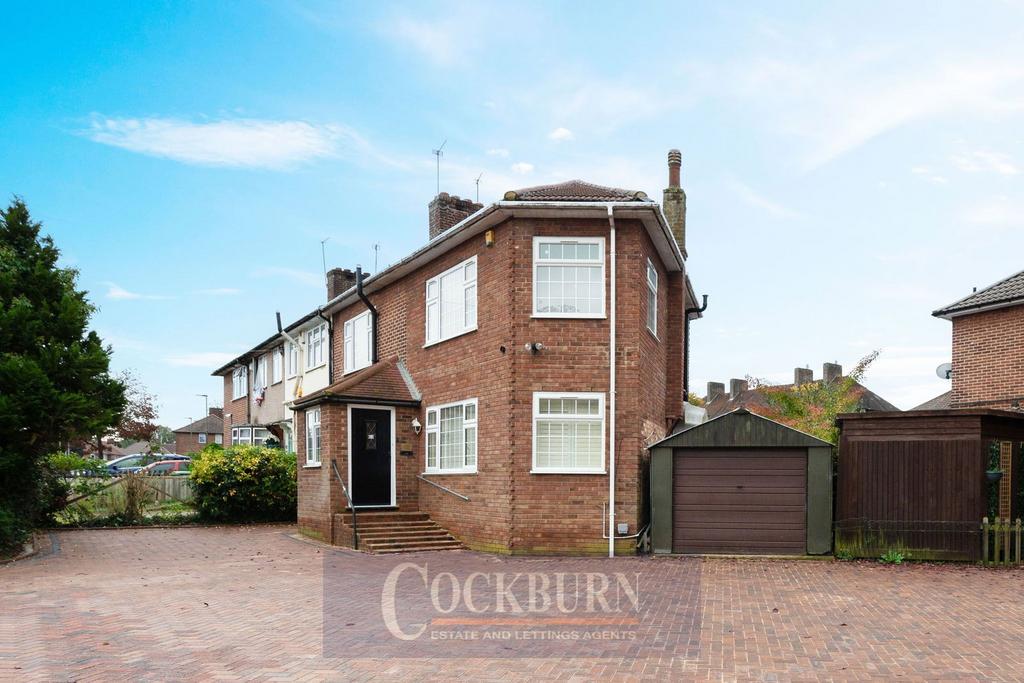 Dunkery Road, London SE9 - 4 Beds 3... 4 bed semi-detached house - £ ...
