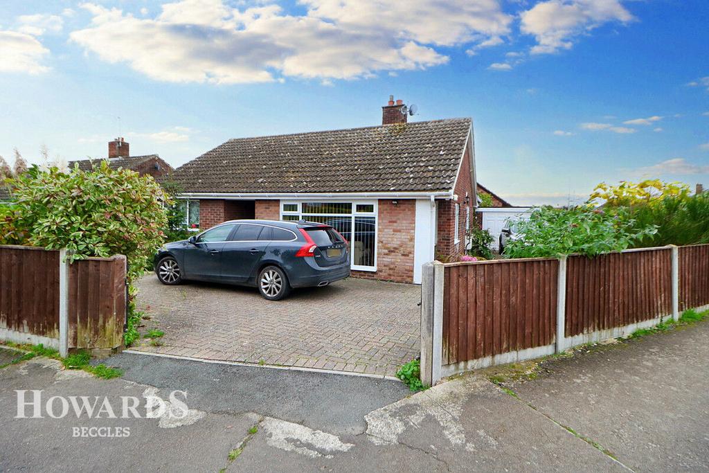Annandale Drive, Beccles 3 bed detached bungalow for sale - £375,000