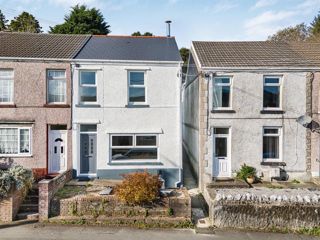 New Road, Cilfrew, Neath 2 bed semi-detached house - £170,000
