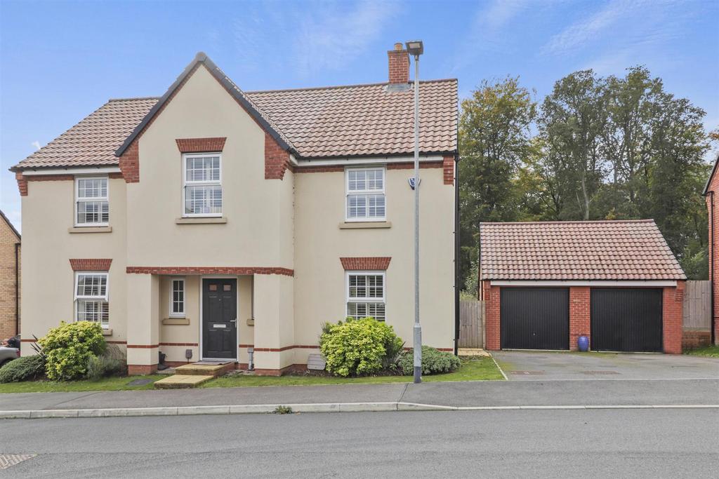 Lumley Drive, Lower Harlestone... 4 bed detached house for sale - £610,000