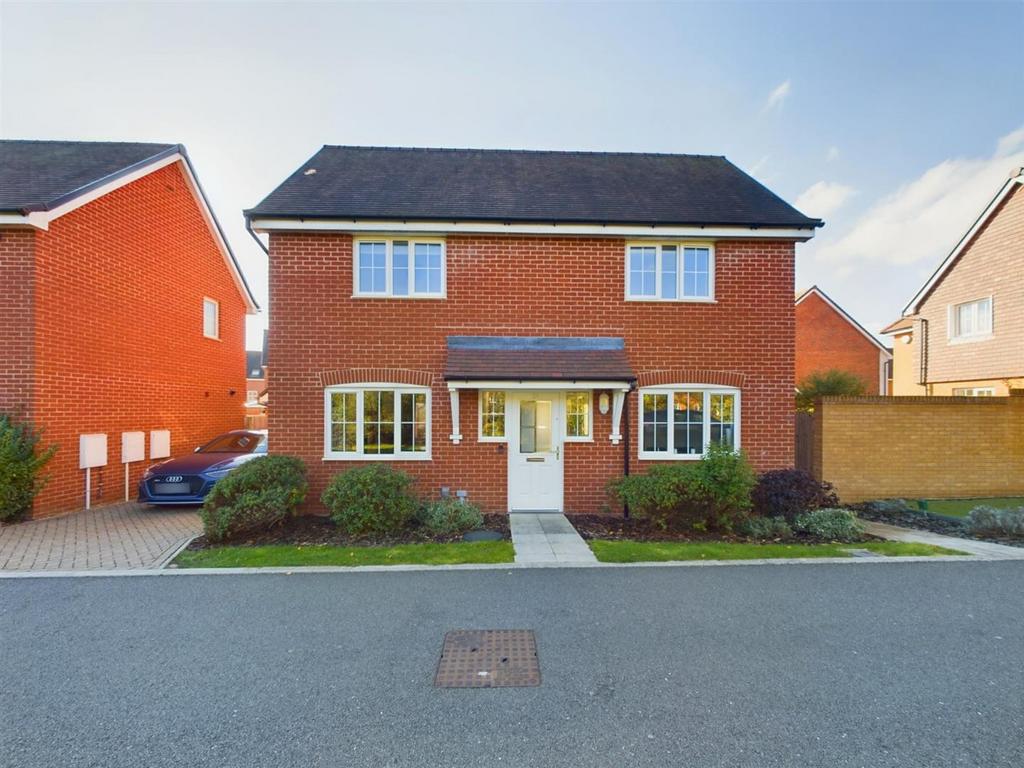Pulver Road, Aylesbury HP22 3 bed detached house for sale - £450,000