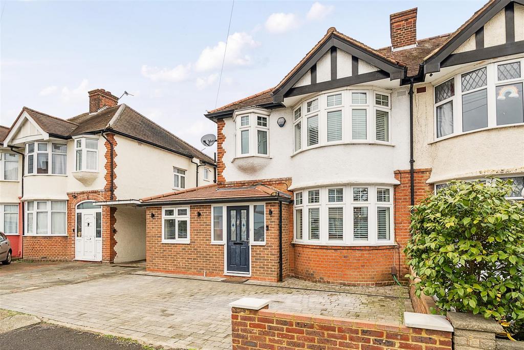 Fairmead, Surbiton 4 bed semi-detached house for sale - £765,000