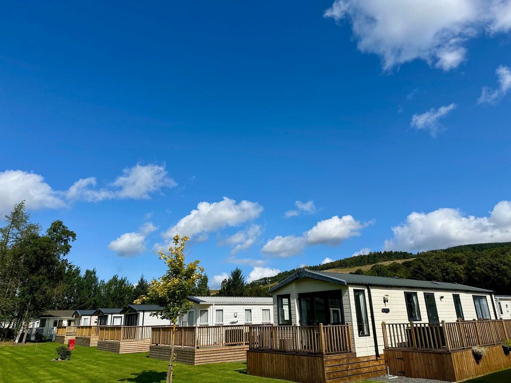 Peebles, Scottish Borders 2 bed static caravan for sale - £14,995