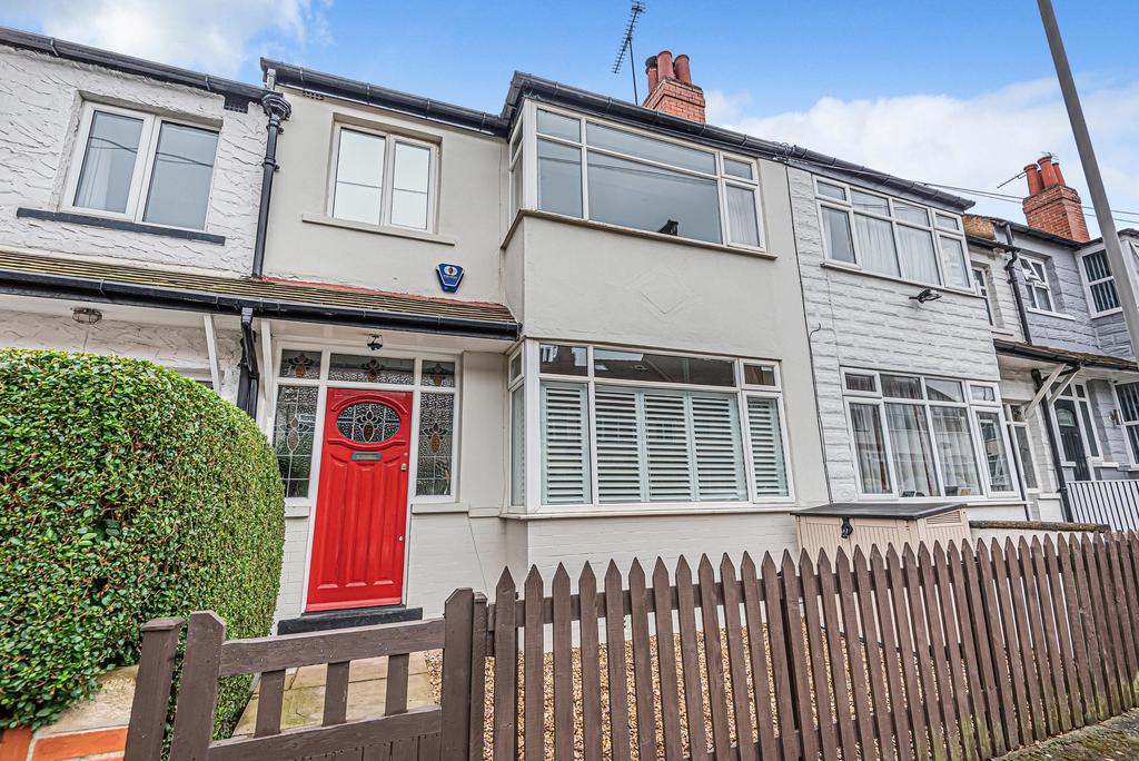 Manor Grove, Leeds LS7 3 bed terraced house - £280,000