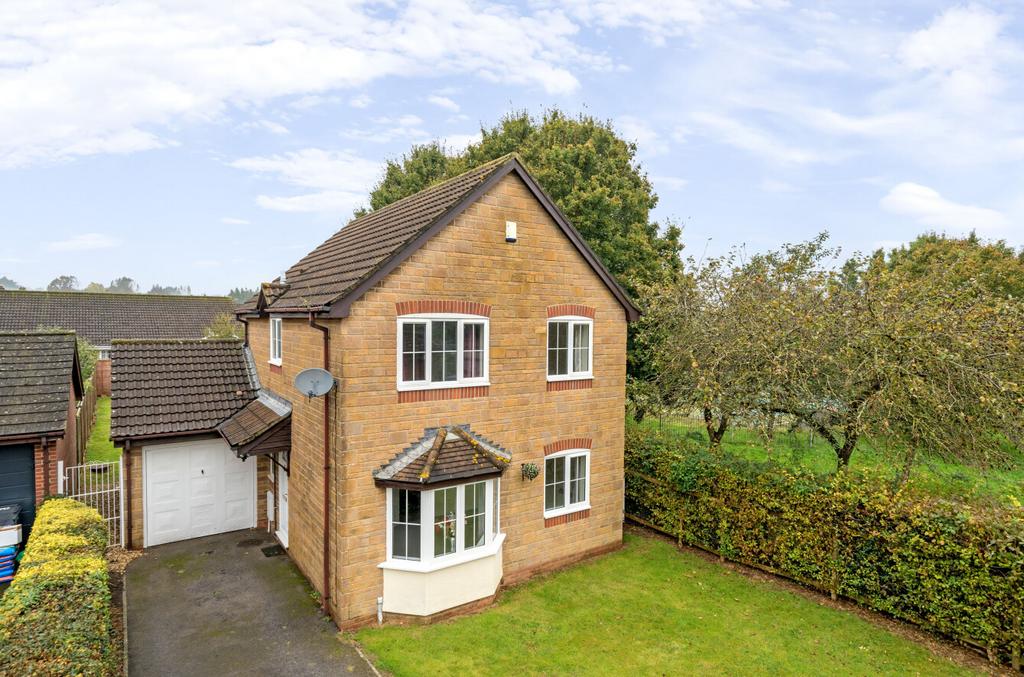 Packers Way, Misterton, Crewkerne... 4 bed detached house - £350,000