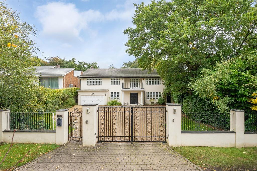 Warren Road, Coombe Estate, KT2 5 bed detached house - £2,850,000