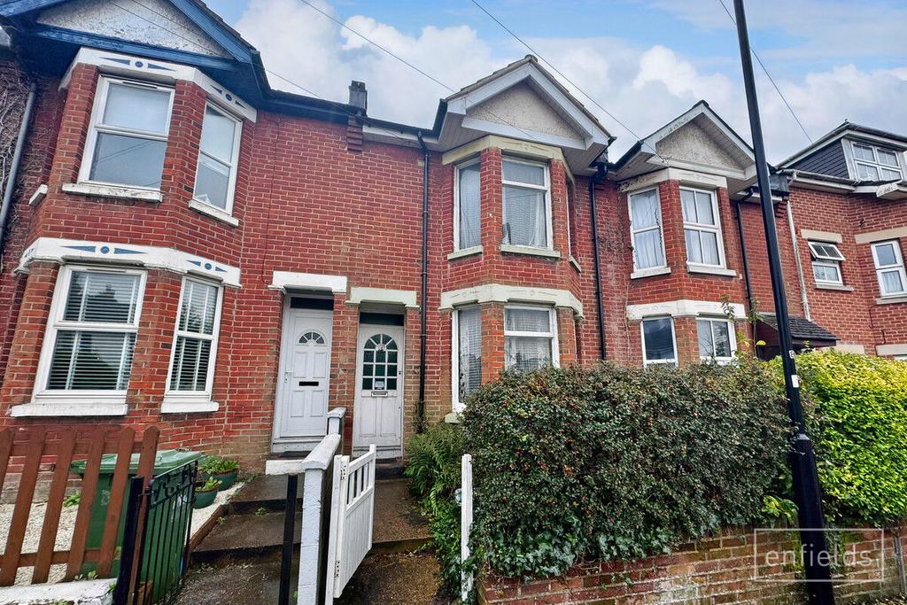 Southampton SO15 3 bed terraced house - £200,000