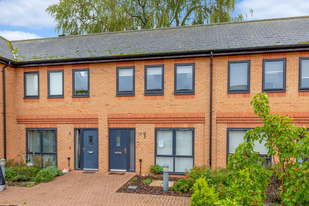 Kidlington OX5 1LG 1 bed terraced house for sale - £175,000