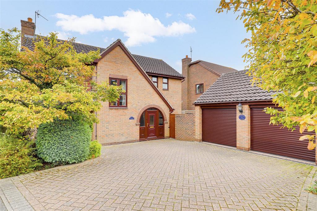 Cranberry Close, West Bridgford NG2 4 bed detached house - £550,000