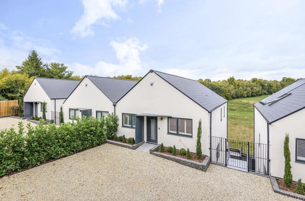 Wellhouse Lane, Headbourne Worthy... 4 bed house - £900,000