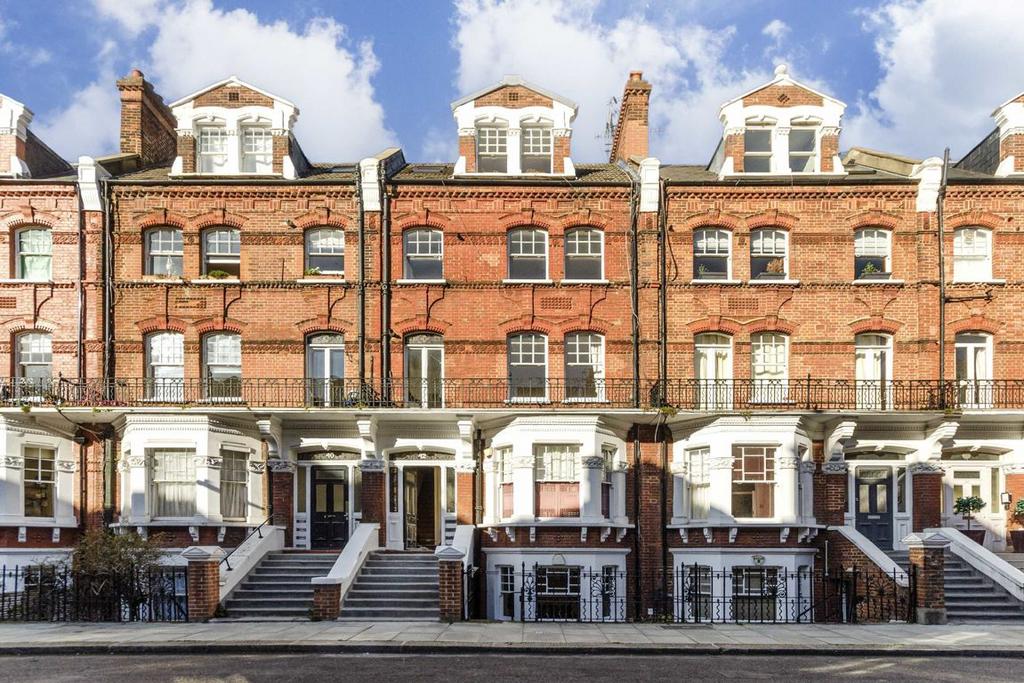 Avonmore Road, London W14 1 bed flat - £2,249 pcm (£519 pw)