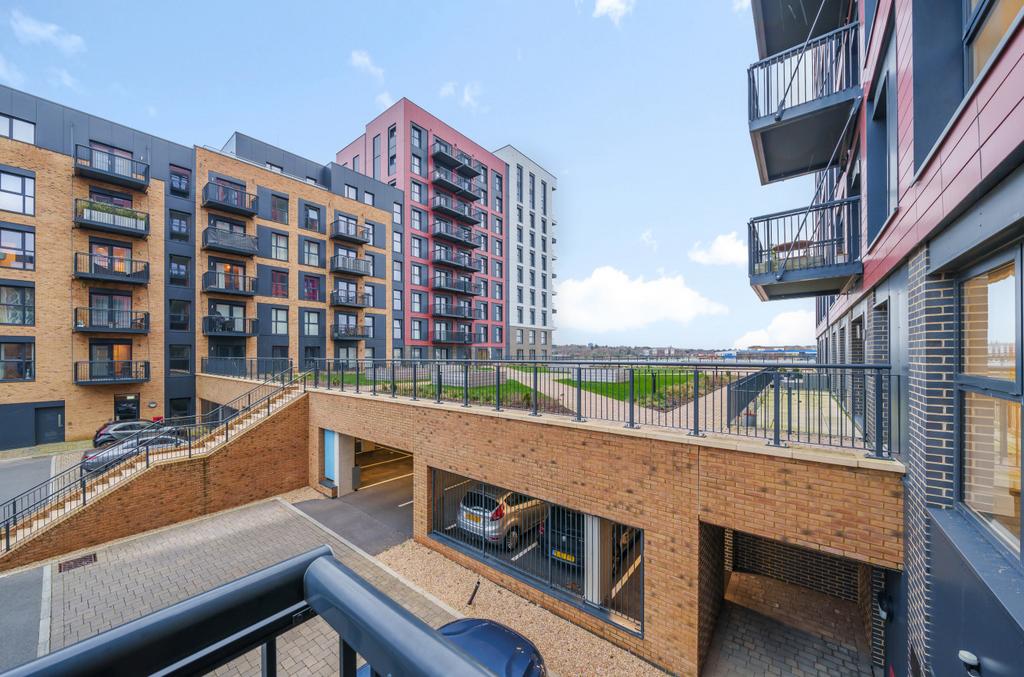 Meridian Way, Northam, Southampton... 1 bed flat - £190,000