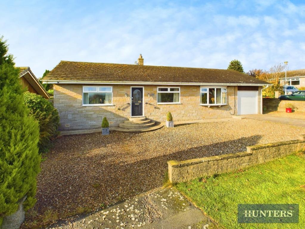 Wentworth Way, Hunmanby, Filey 3 bed detached bungalow for sale - £335,000
