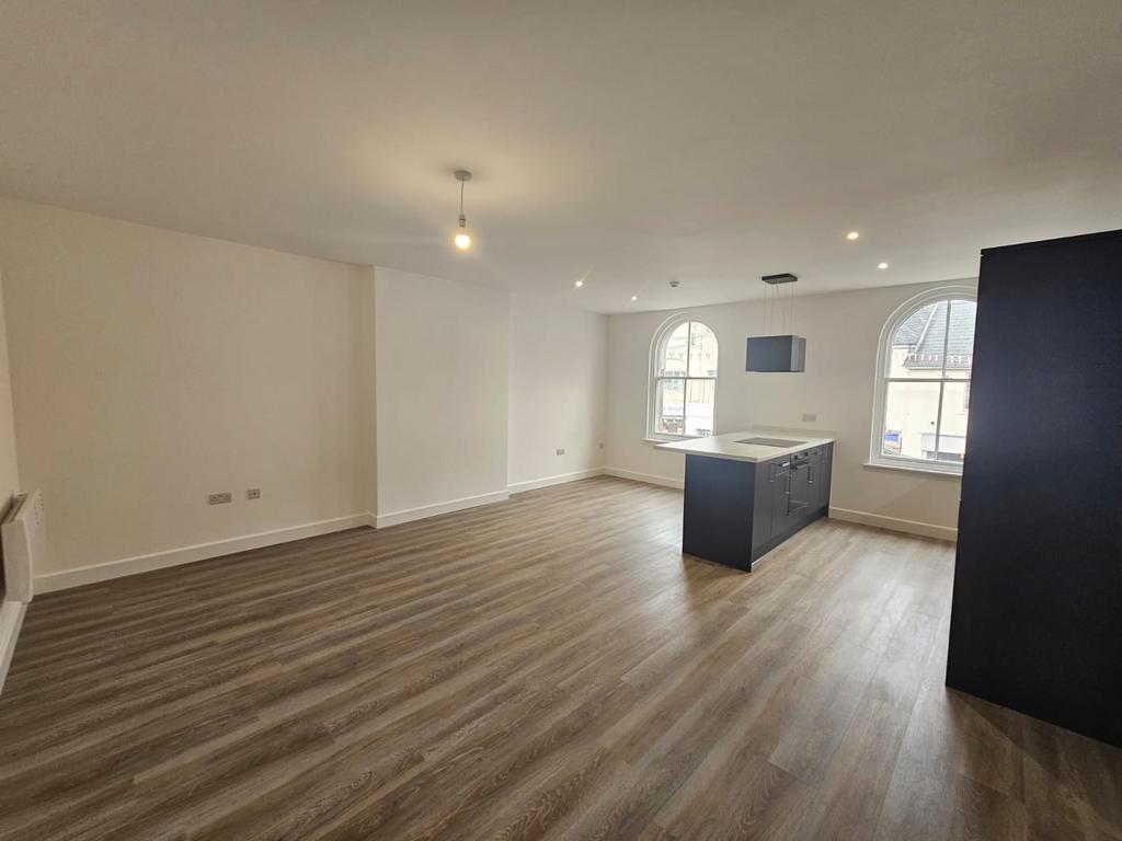 Globe Court, Stone, ST15 1 bed flat - £725 pcm (£167 pw)