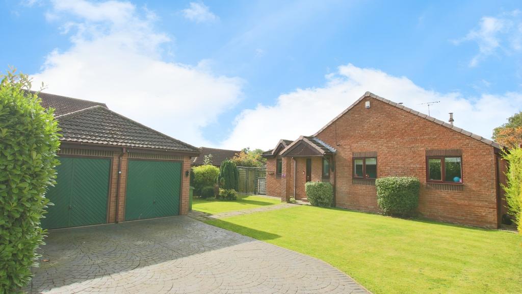 Mallard Avenue, Leven, Beverley, HU17... 3 bed detached bungalow for ...