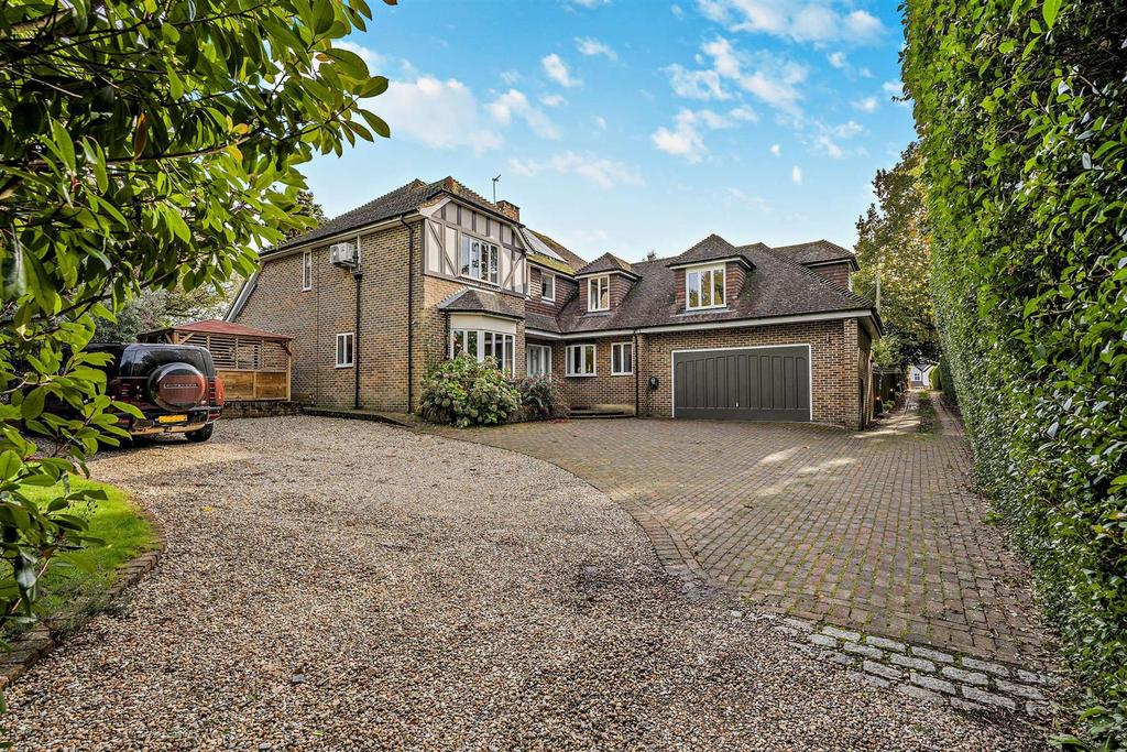 Tower Lane, Bearsted, Maidstone 4 bed detached house - £1,500,000