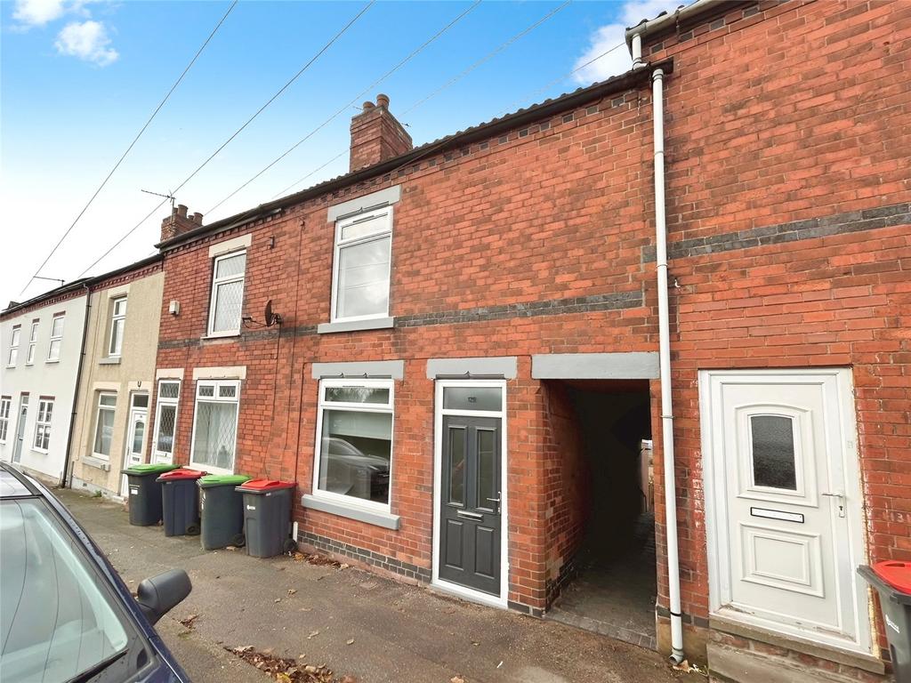 Derby Road, Nottingham NG17 2 bed terraced house - £775 pcm (£179 pw)