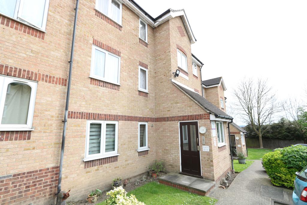 Bonchurch Court, Purfleet 1 bed flat - £1,050 pcm (£242 pw)