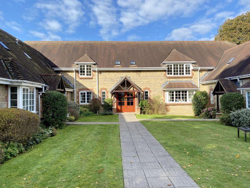 Wren House Orchard, Warminster 2 bed retirement property for sale - £ ...