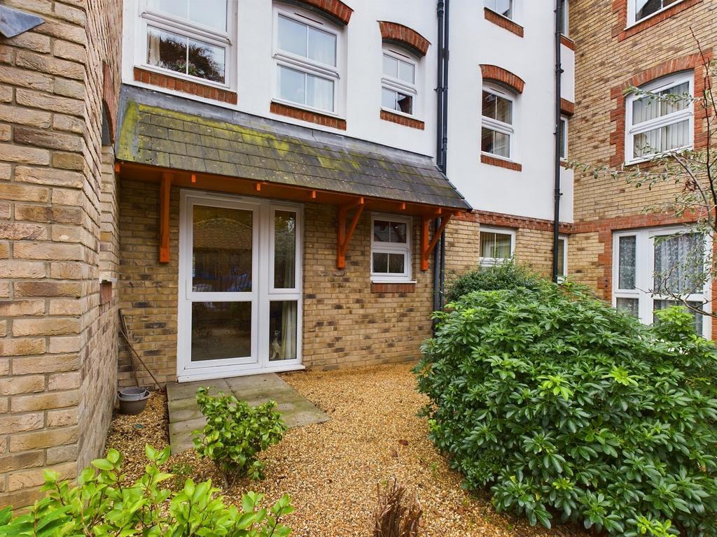 Priory Road, Downham Market PE38 1 bed apartment for sale - £105,000