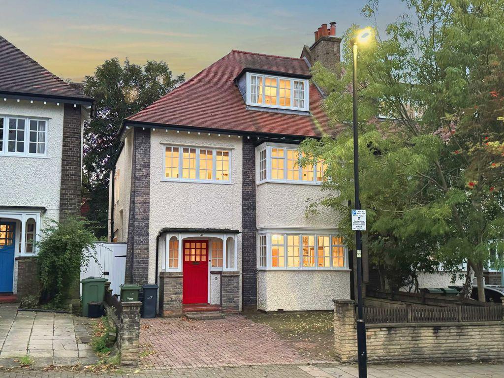 Prentis Road, London SW16 6 bed semi-detached house - £1,350,000