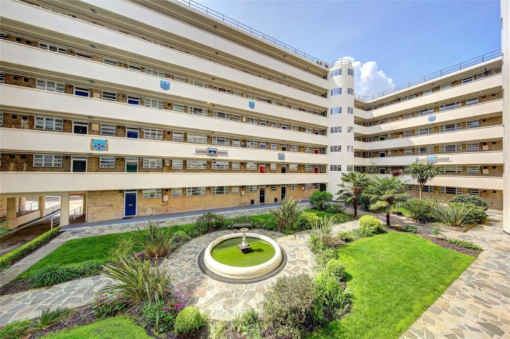 Sheen Road, Richmond TW9 2 bed flat - £1,895 pcm (£437 pw)