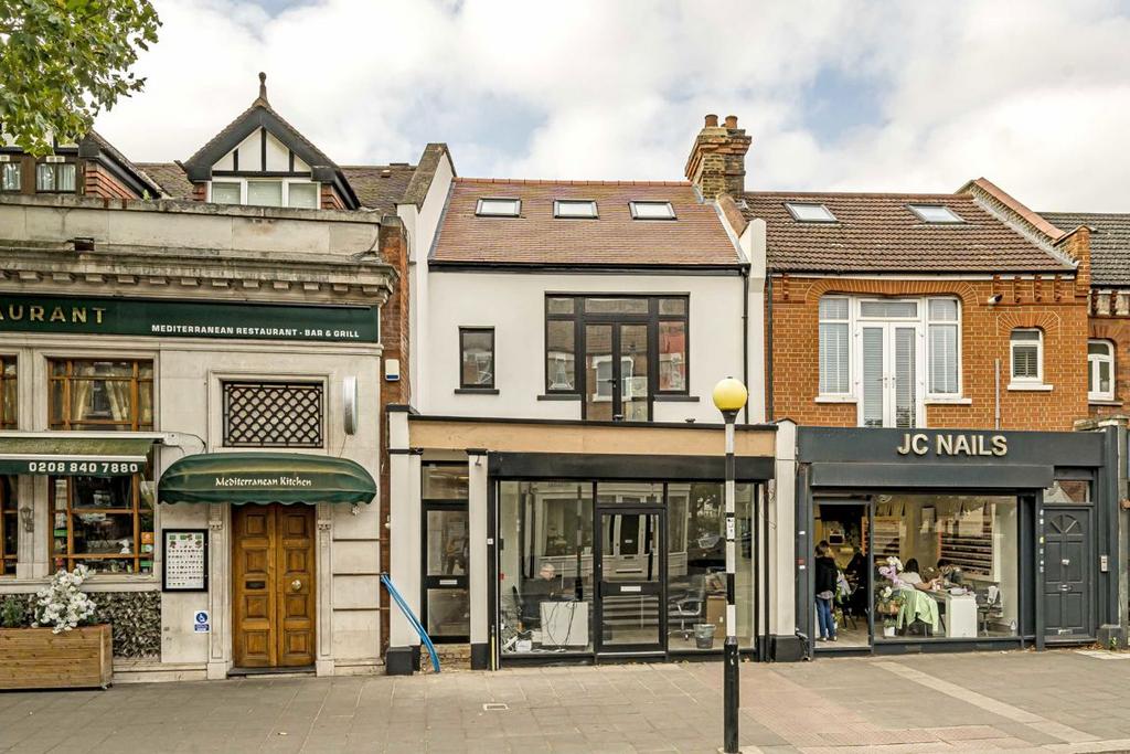 Northfield Avenue, London W13 1 bed flat - £325,000