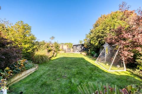 Houses for sale in Addlestone | OnTheMarket