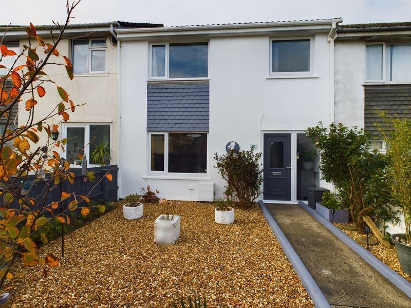 Camborne - Superb family home... 3 bed terraced house - £225,000