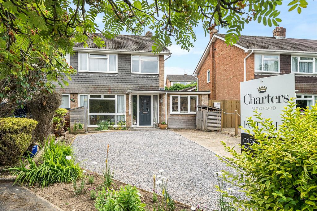 Nursery Road, Alresford, Hampshire, SO24 3 bed semi-detached house - £ ...