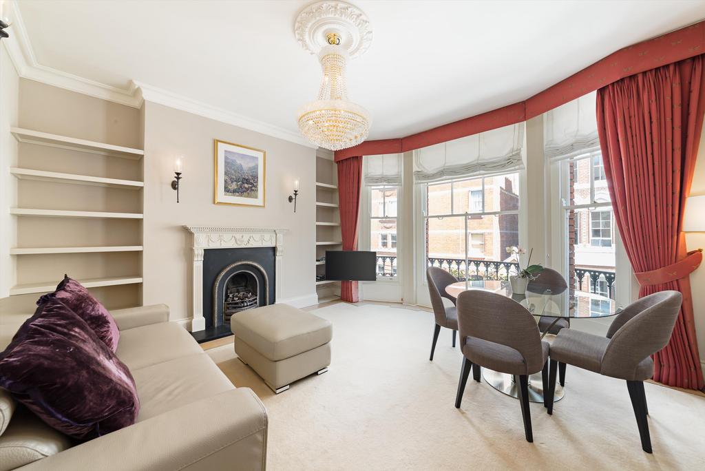 Chiltern Street, London, W1U 2 bed flat - £3,553 pcm (£820 pw)
