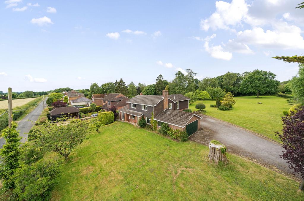 Winters Road, Shirrell Heath... 5 bed detached house for sale - £1,100,000