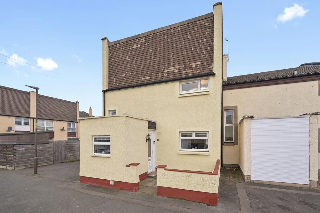 16 Northfield Gardens, Prestonpans... 3 bed end of terrace house - £190,000