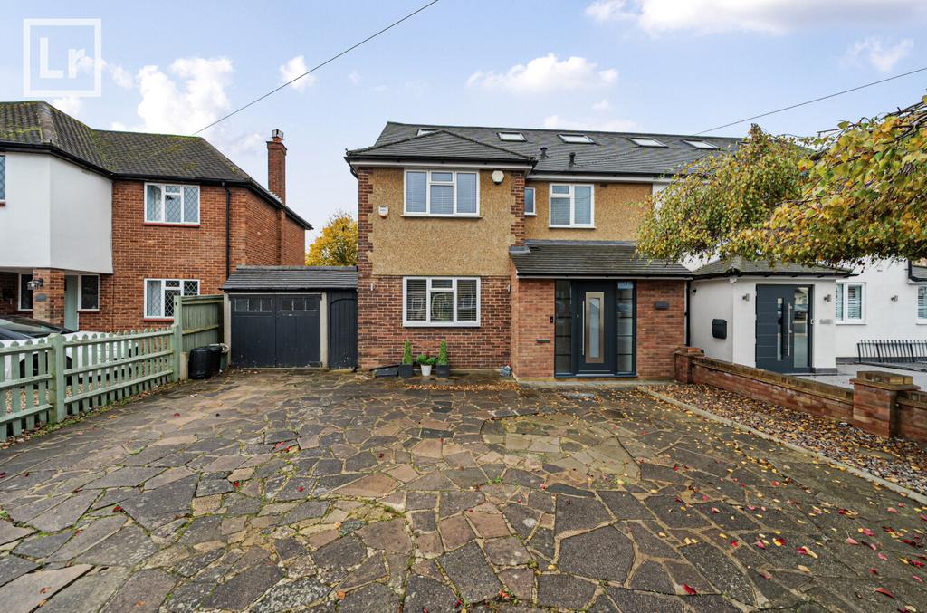 Evelyn Avenue, Ruislip, 0Middlesex, HA4 4 bed semi-detached house for ...