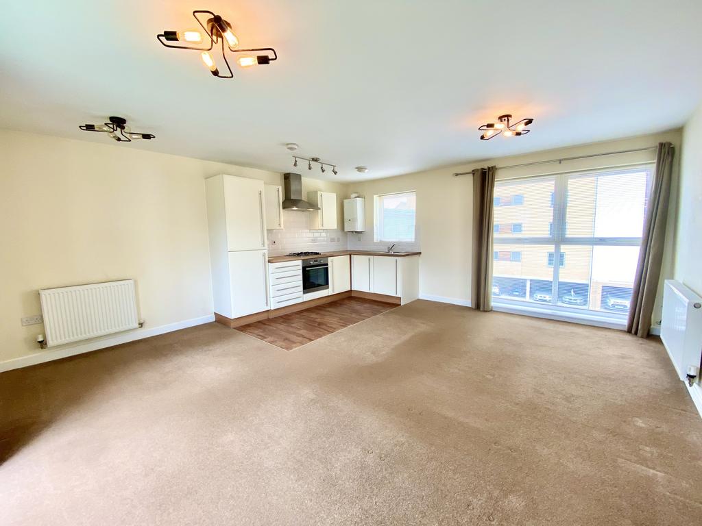 Mizzen Court, Portishead, 2 bed flat - £1,175 pcm (£271 pw)