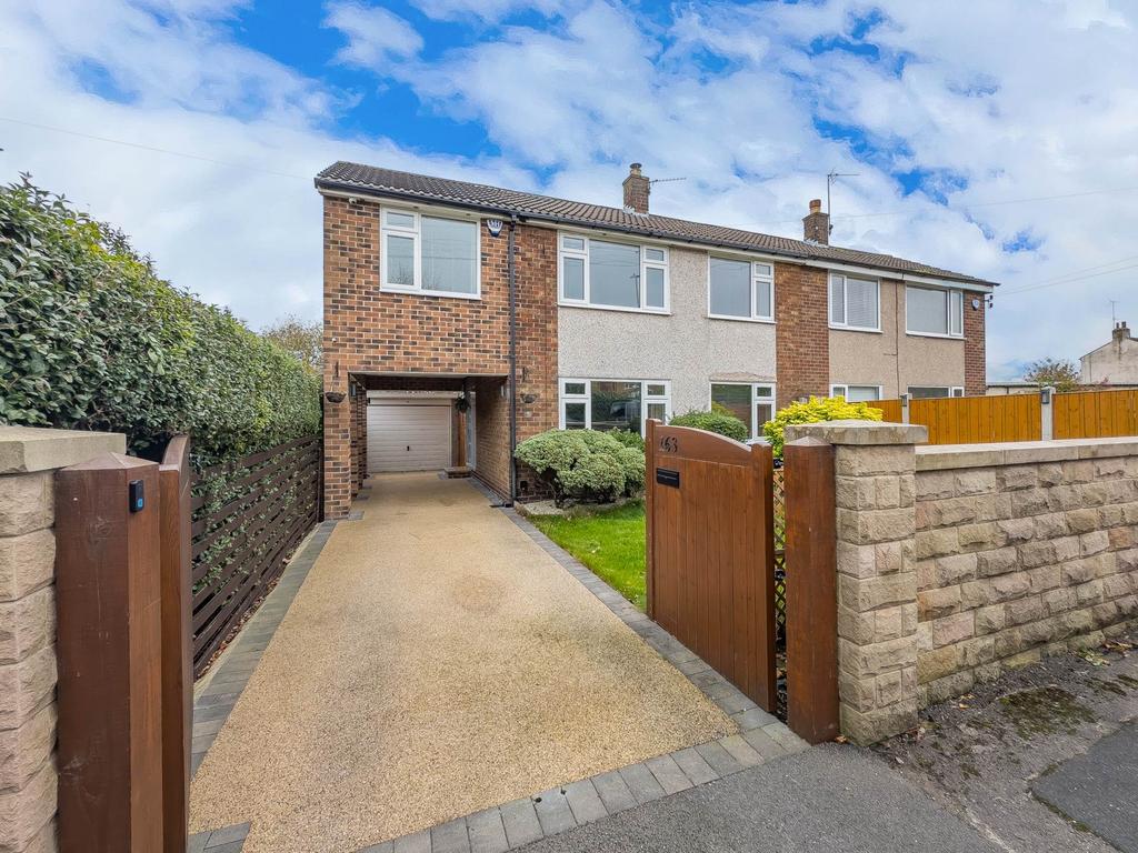 Upper Batley Low Lane, Batley 3 bed semi-detached house - £249,995