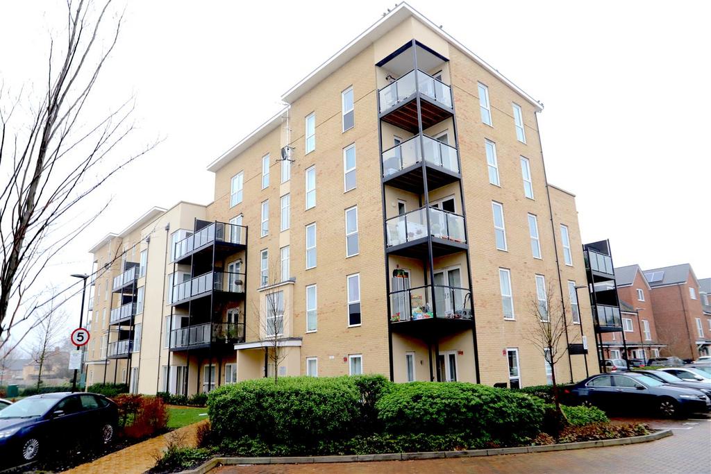 Fairlands Court, Hunting Place... 1 bed in a house share - £975 pcm (£ ...