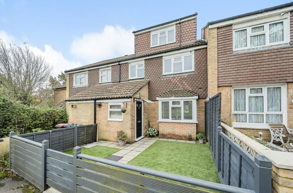 Stackfield Road, Ifield, Crawley 5 bed terraced house for sale - £425,000