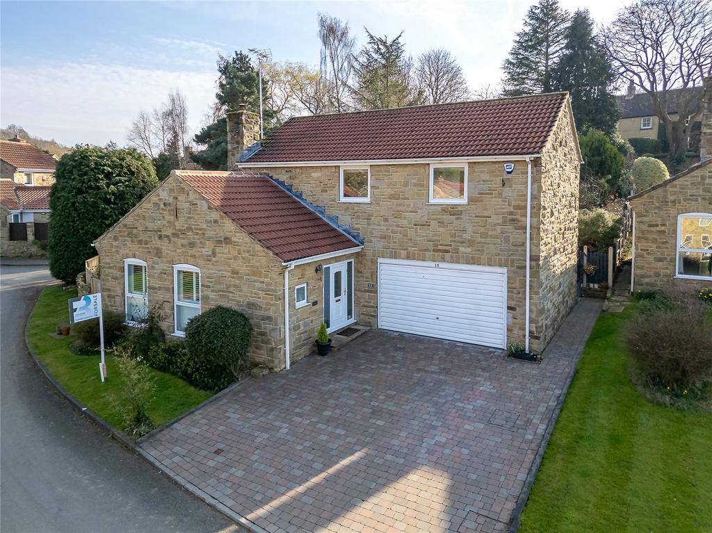 Cornmill Lane, Bardsey, LS17 4 bed detached house for sale - £600,000