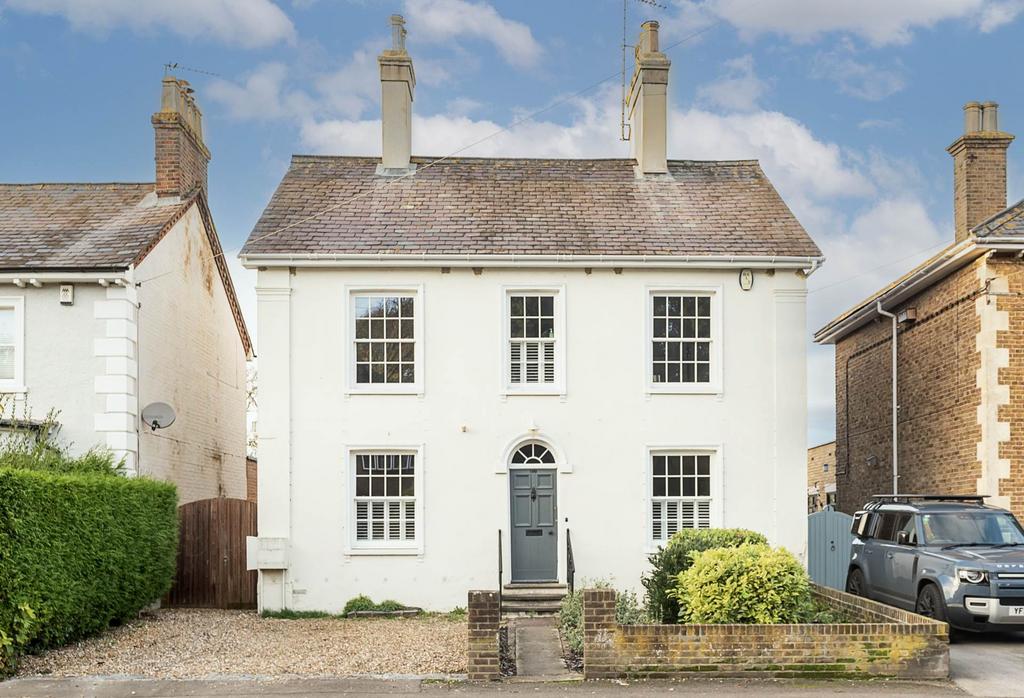 Western Road, Tring 4 bed detached house - £1,200,000