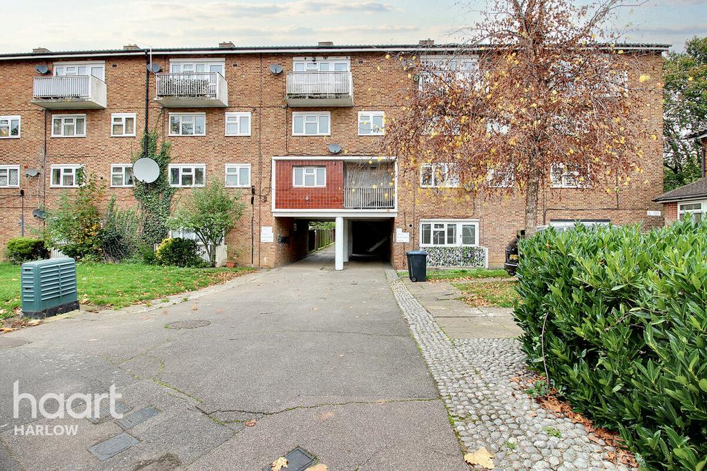 Wedhey, Harlow 1 bed flat - £120,000