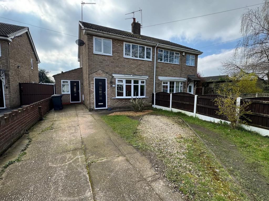 Field Road, Doncaster DN7 3 bed semi-detached house to rent - £900 pcm ...