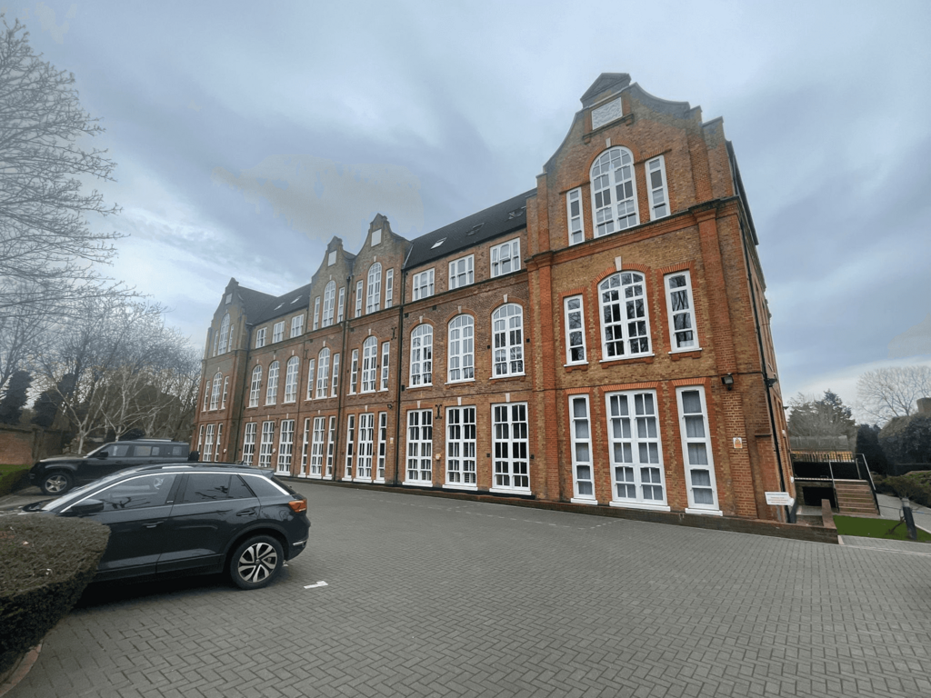 Linstead Street, London, NW6 3 bed duplex - £3,500 pcm (£808 pw)