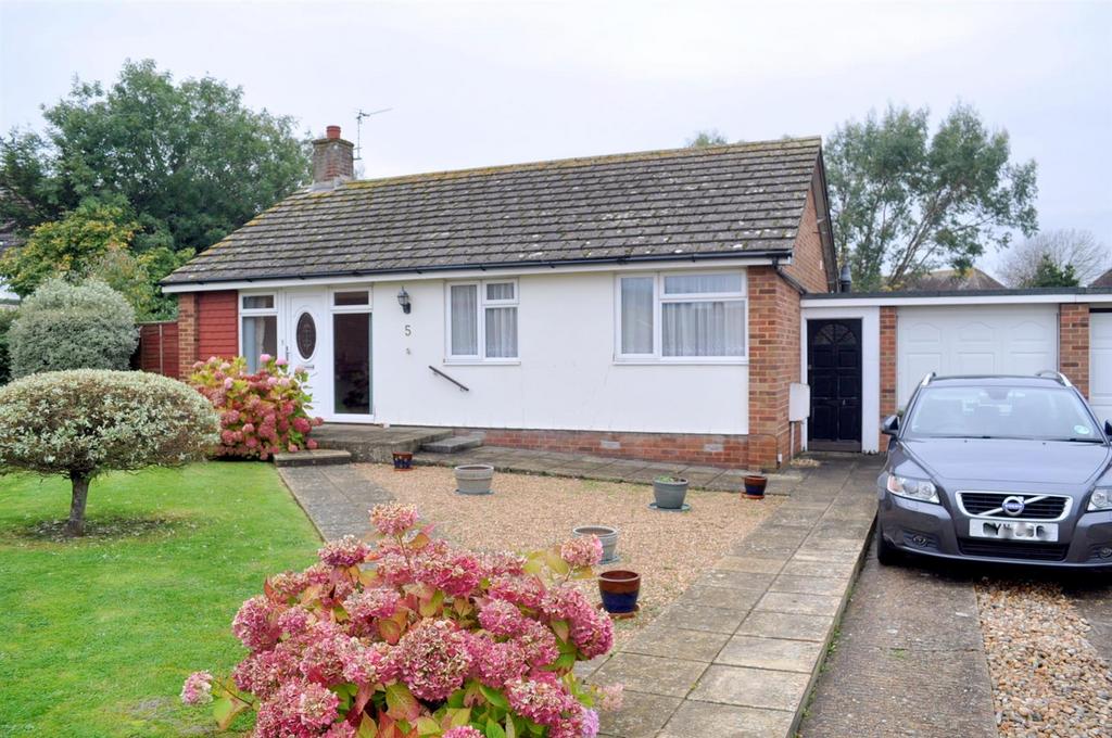 Short Brow Close, Lower Willingdon... 2 bed detached bungalow - £310,000